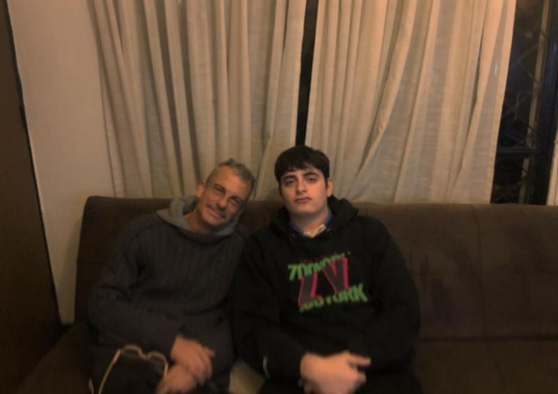 El increíble semblante del hijo de Pablo Schwarz y Daniela Lhorente a sus 21 años